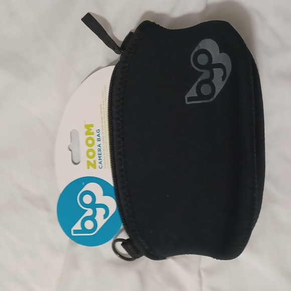 Byo | Wearables | Nwt Byo Zoom Solid Black Camera Bag With Straps ...